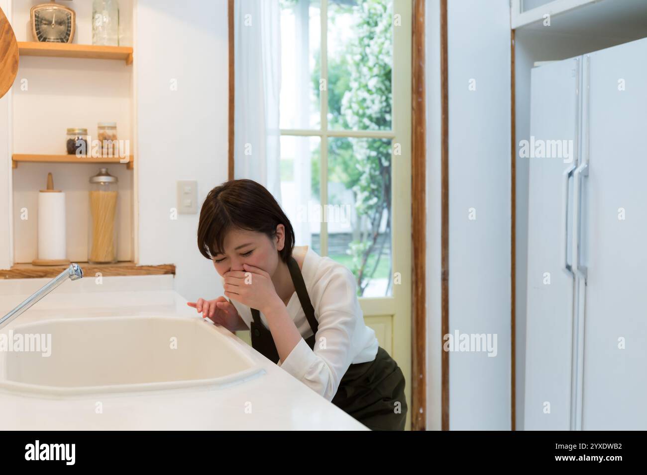 Woman vomiting hi-res stock photography and images - Alamy