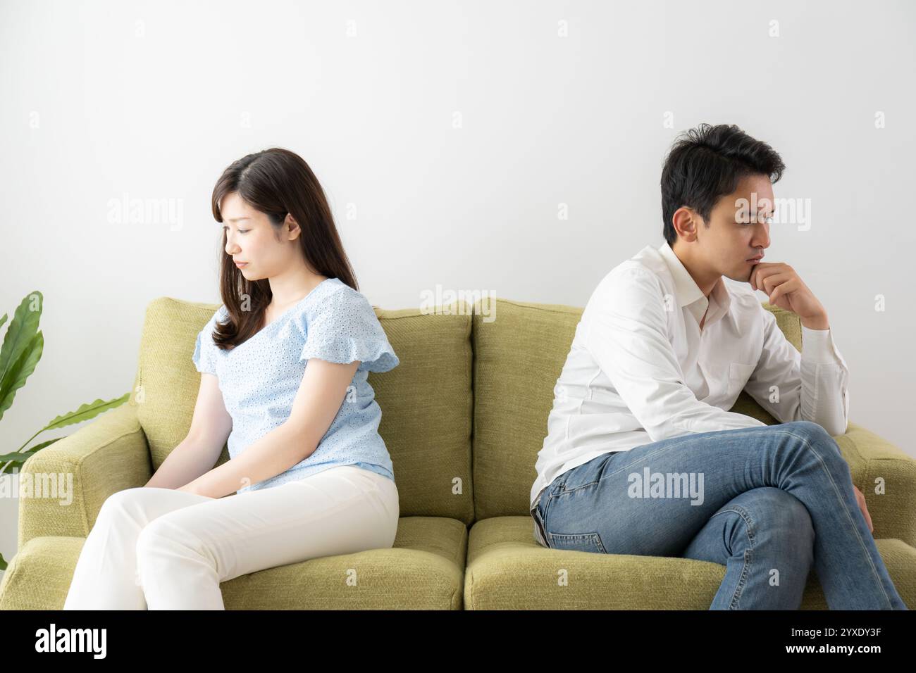 Japanese couple fighting Stock Photo - Alamy