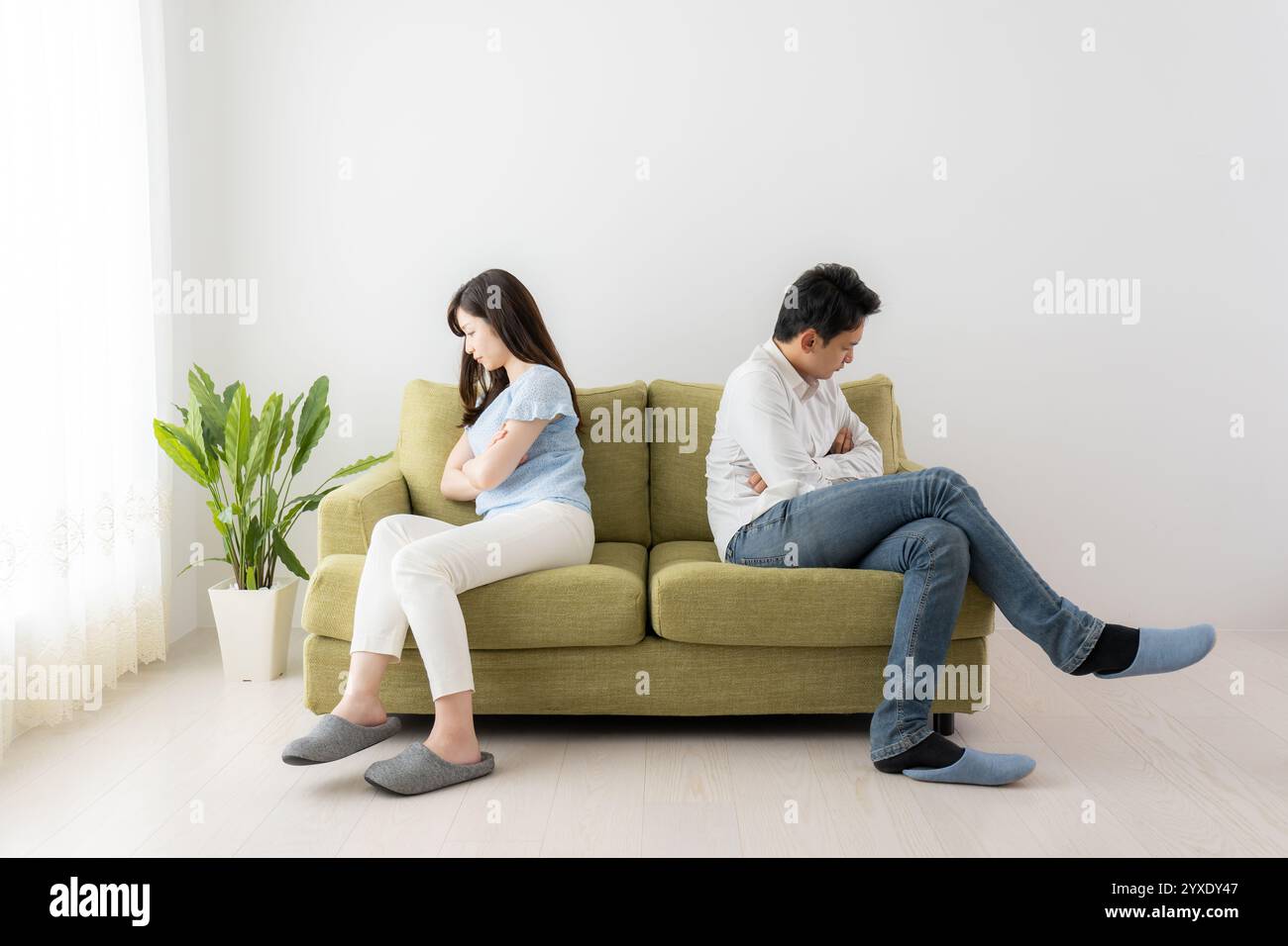 Japanese couple fighting Stock Photo - Alamy
