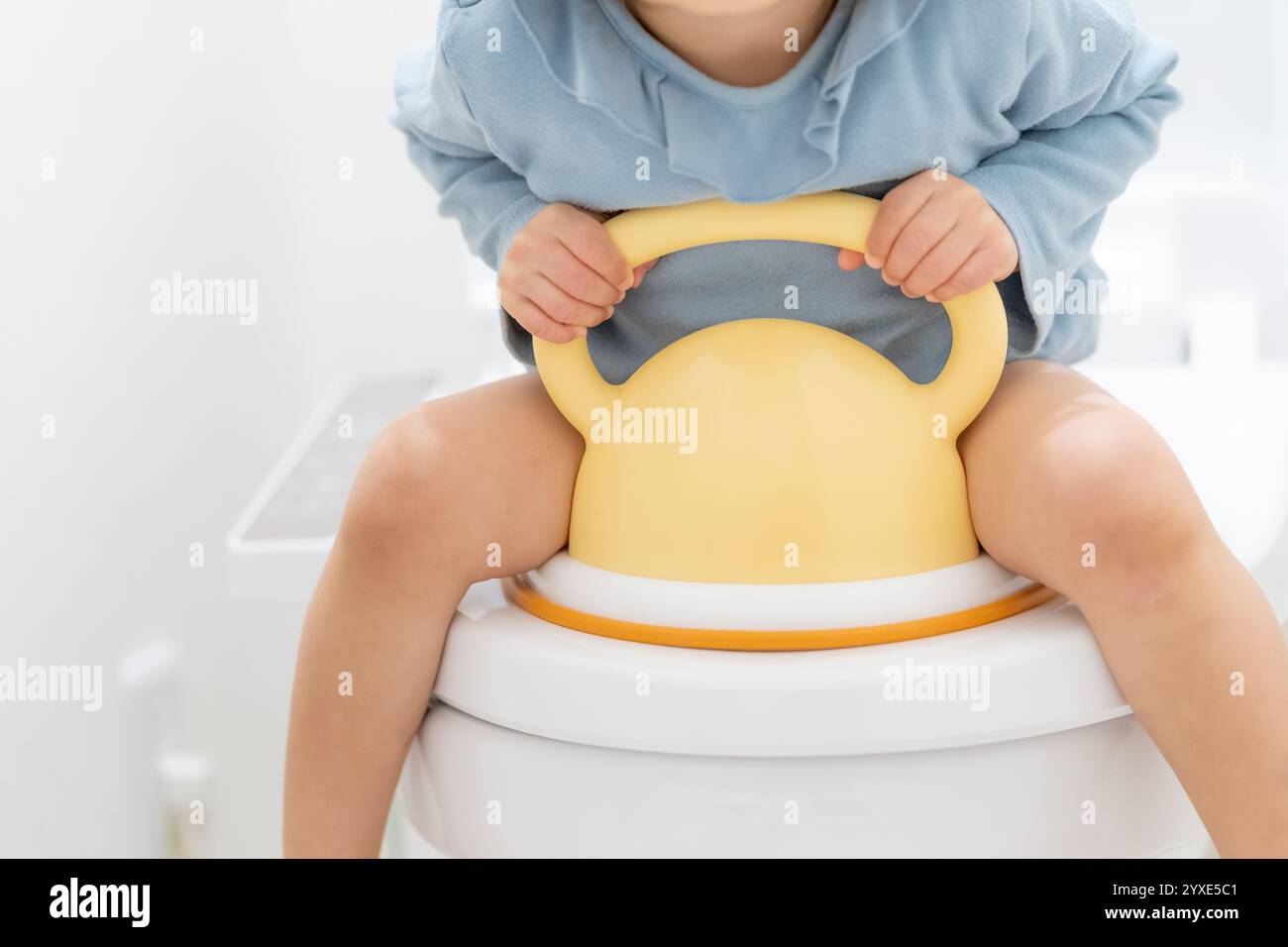 Person toilet hi-res stock photography and images - Alamy