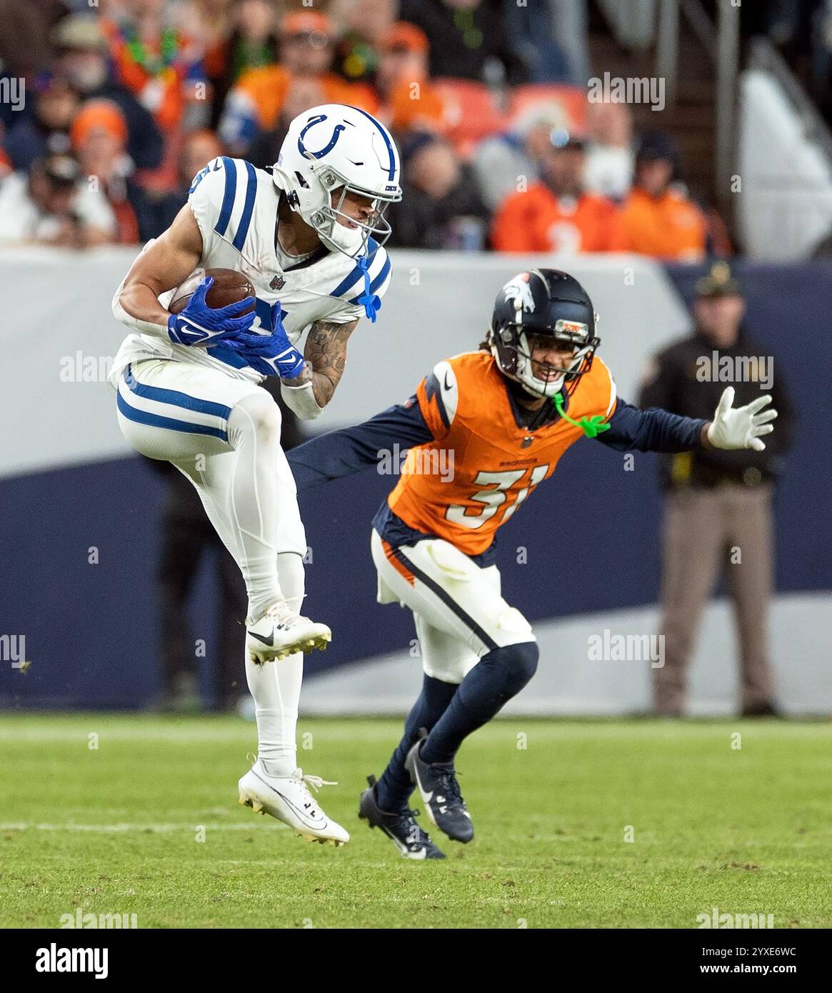 Kris abrams draine broncos hi-res stock photography and images - Alamy