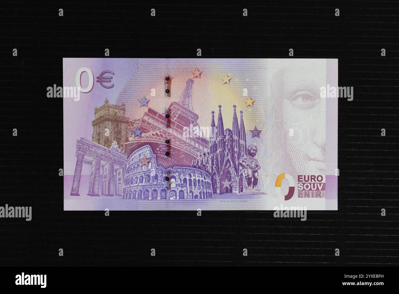 Sagrada familia gate hi-res stock photography and images - Alamy