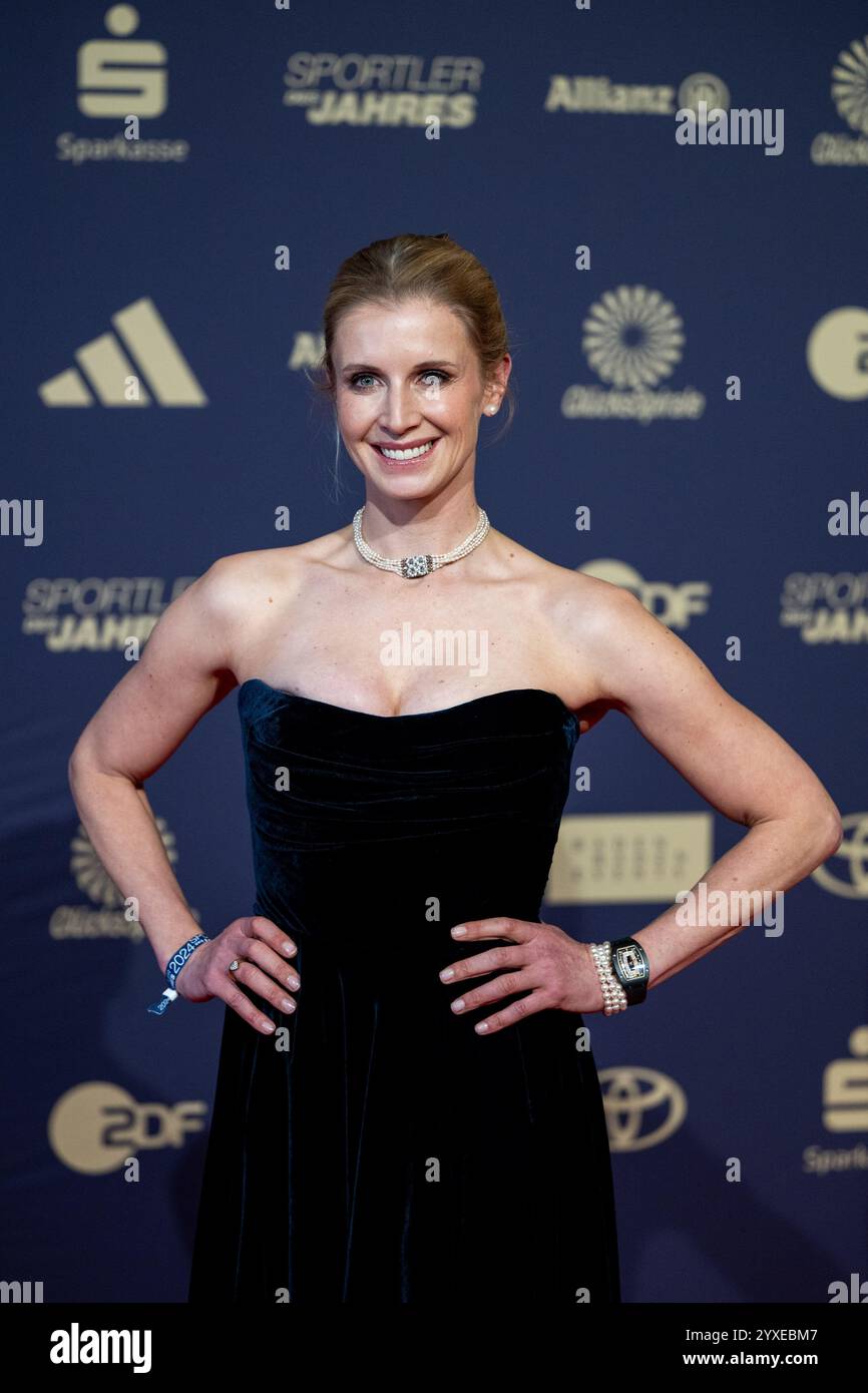 Jessica von Bredow-Werndl (Dressurreiten) auf dem roten Teppich, GER ...