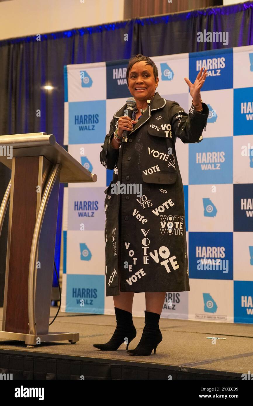 Judge Glenda Hatchett speaks onstage during a Peach State Women for ...