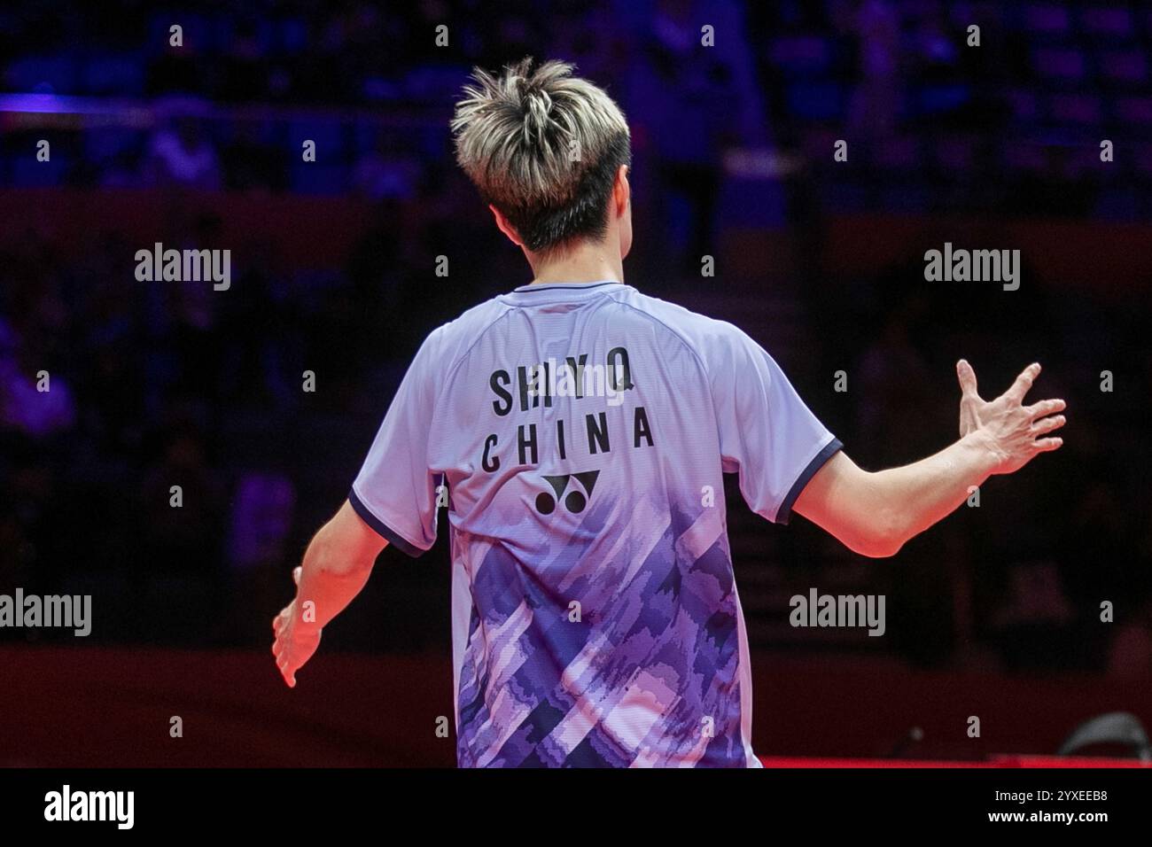Chinese badminton player Shi Yuqi defeats Danish badminton player ...