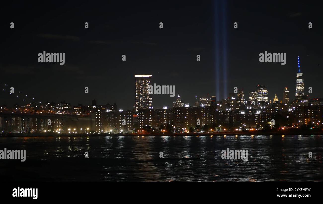 Tribute in Light, Manhattan from East river on September 11 Memorial ...