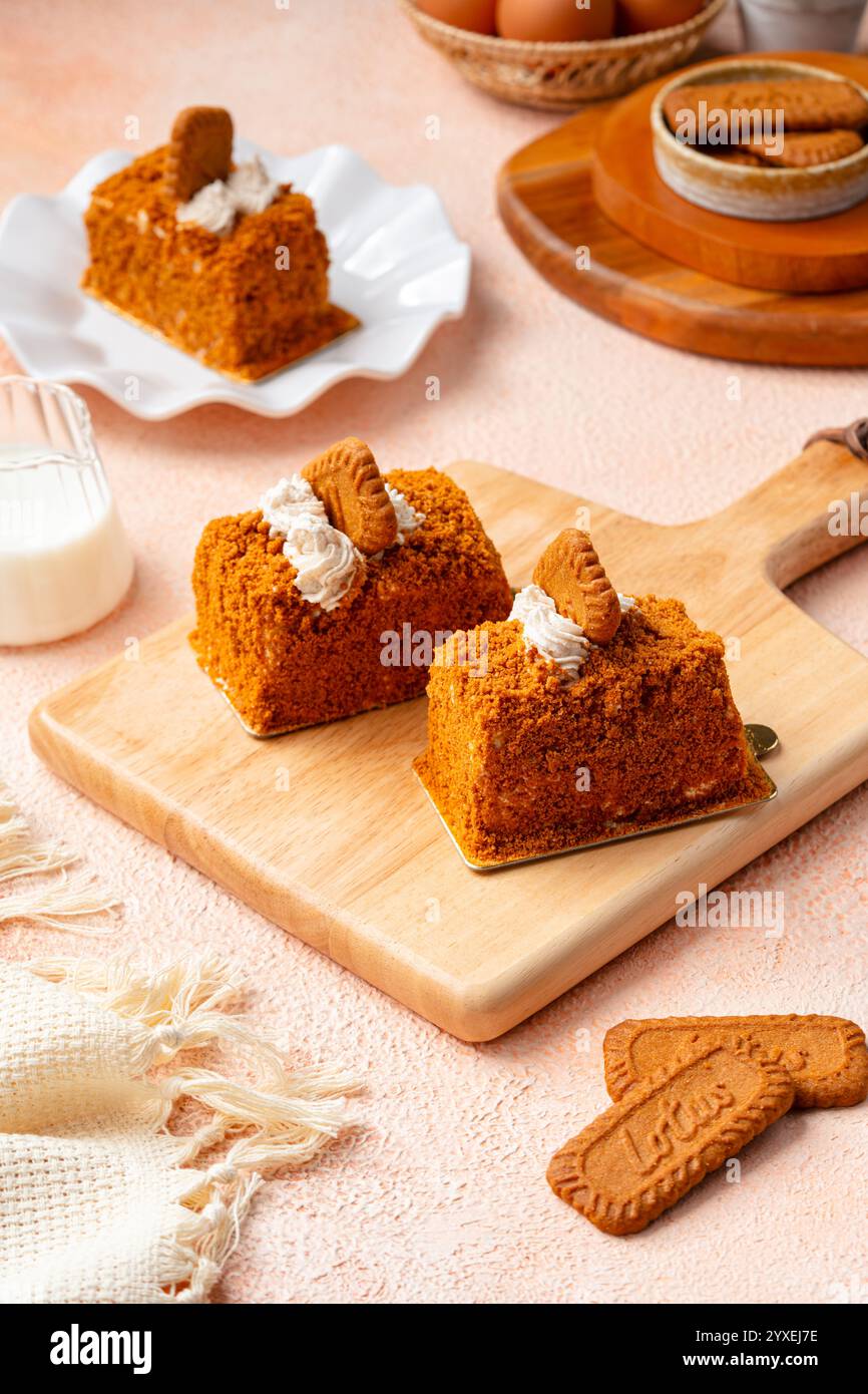 Lotus sponge cake made from lotus cookies and spread Stock Photo - Alamy