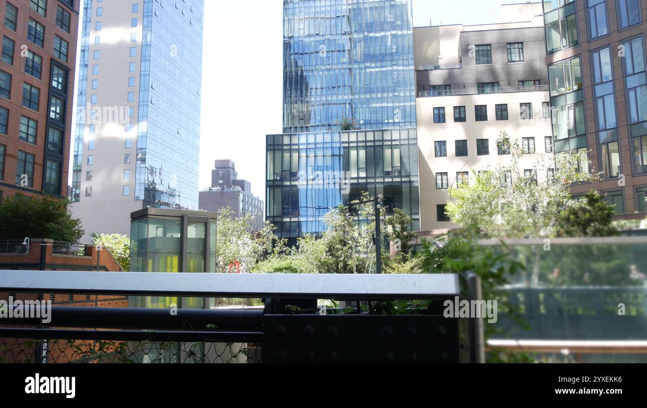 New York City High Line elevated greenway, Manhattan Midtown, USA ...