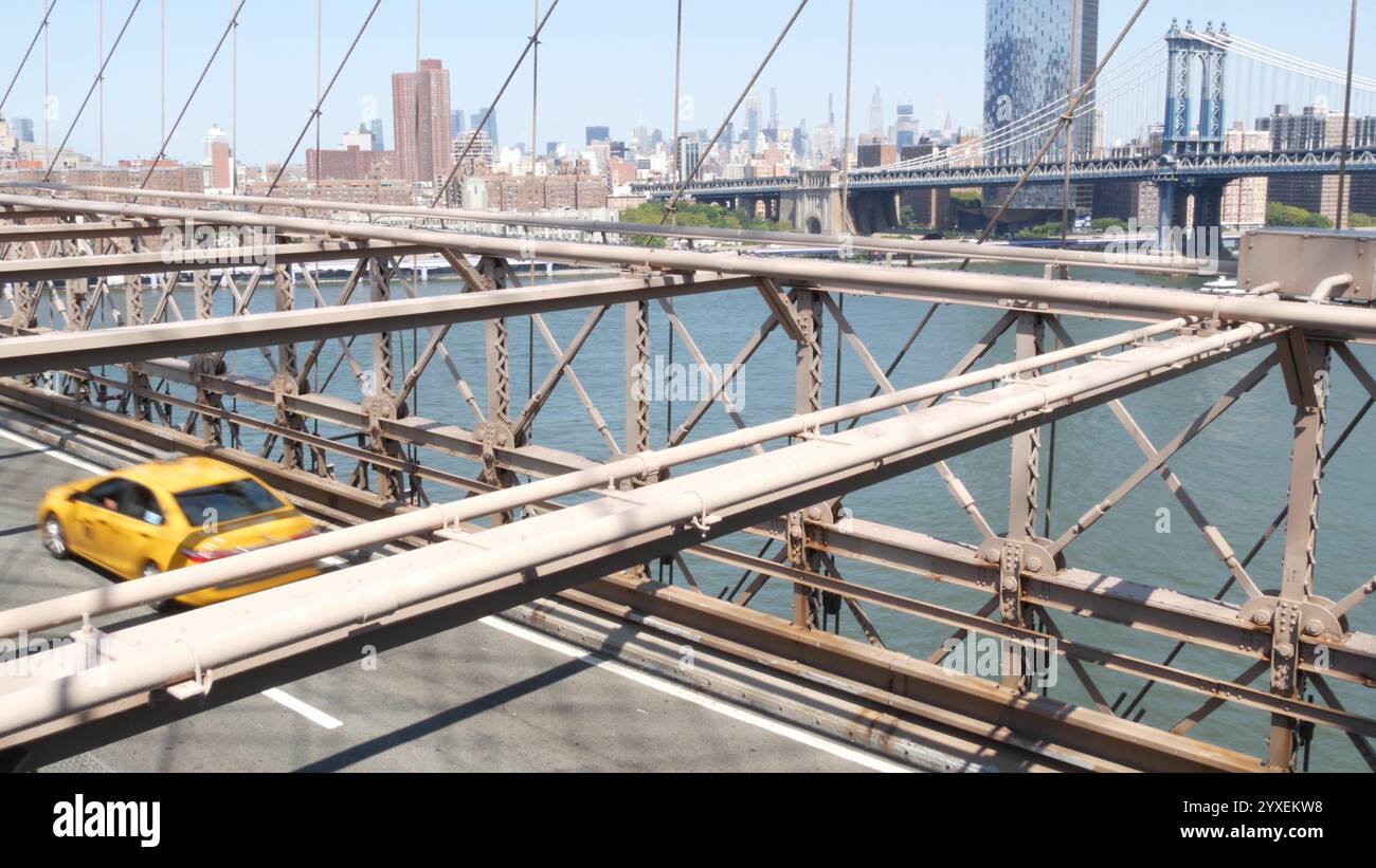 Iconic brooklyn yellow cab hi-res stock photography and images - Alamy