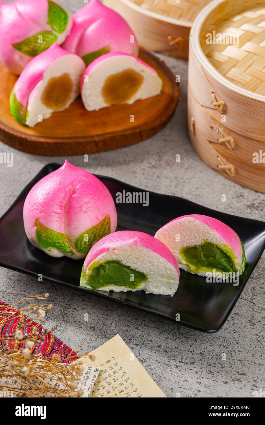 Peach pao hi-res stock photography and images - Alamy