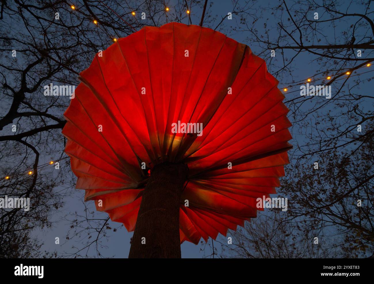 String art installation hi-res stock photography and images - Alamy