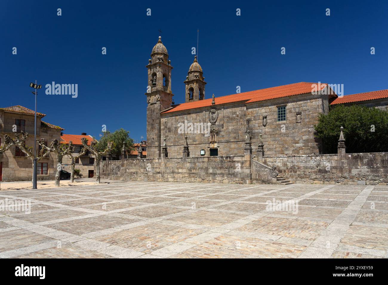 Fefiñans historical square with the San Bieito de Cambados church in ...