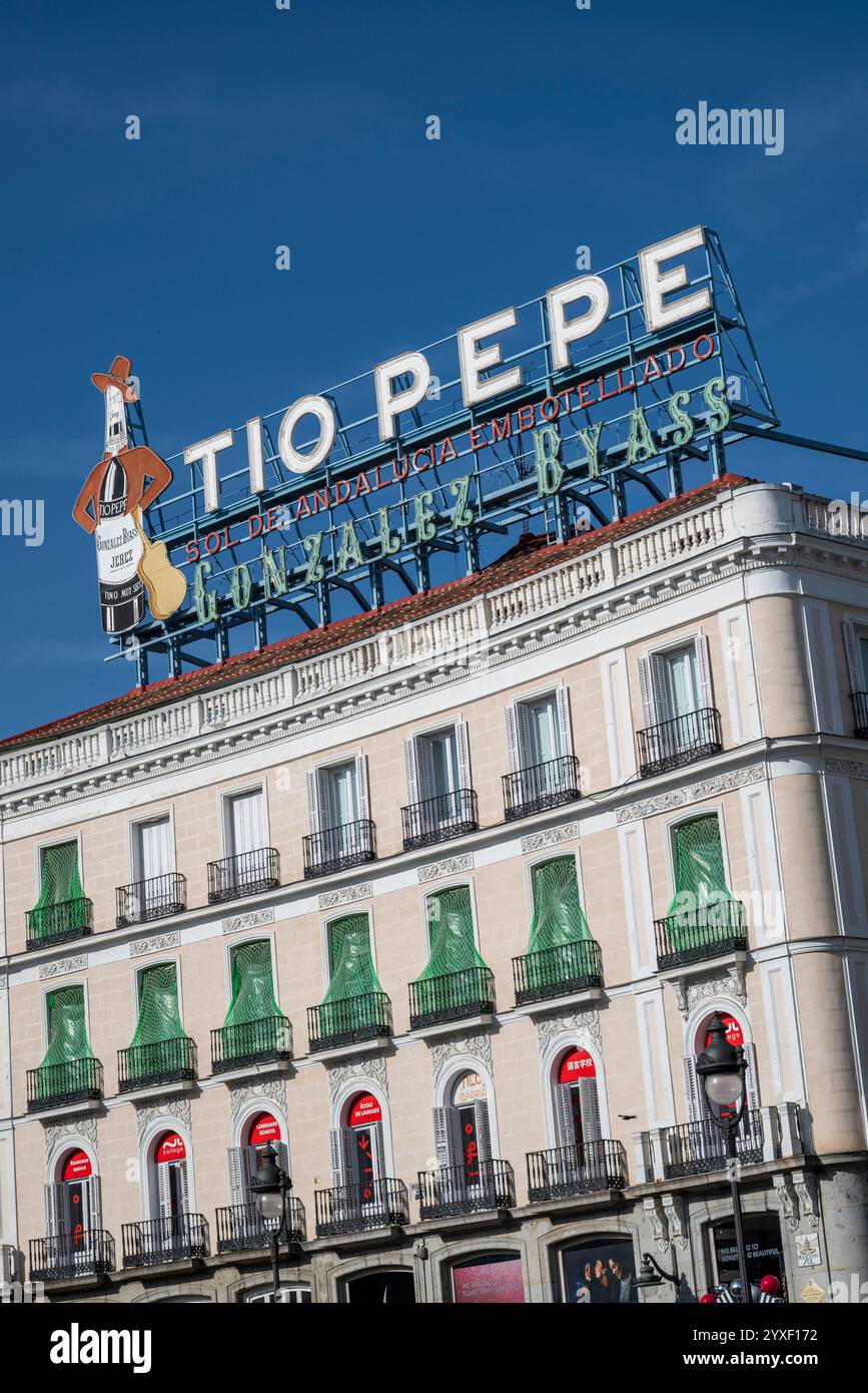 Iconic "Tio Pepe" neon sign, Puerta del Sol, Madrid, Spain Stock Photo - Alamy