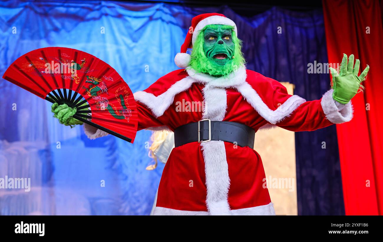 London, UK. 15th Dec, 2024. The Grinch provides free stage ...