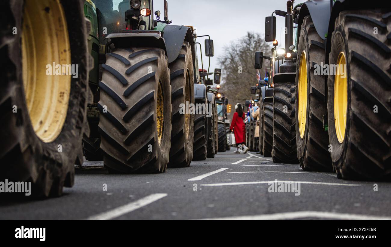 Farmer protest uk tractor hi-res stock photography and images - Alamy