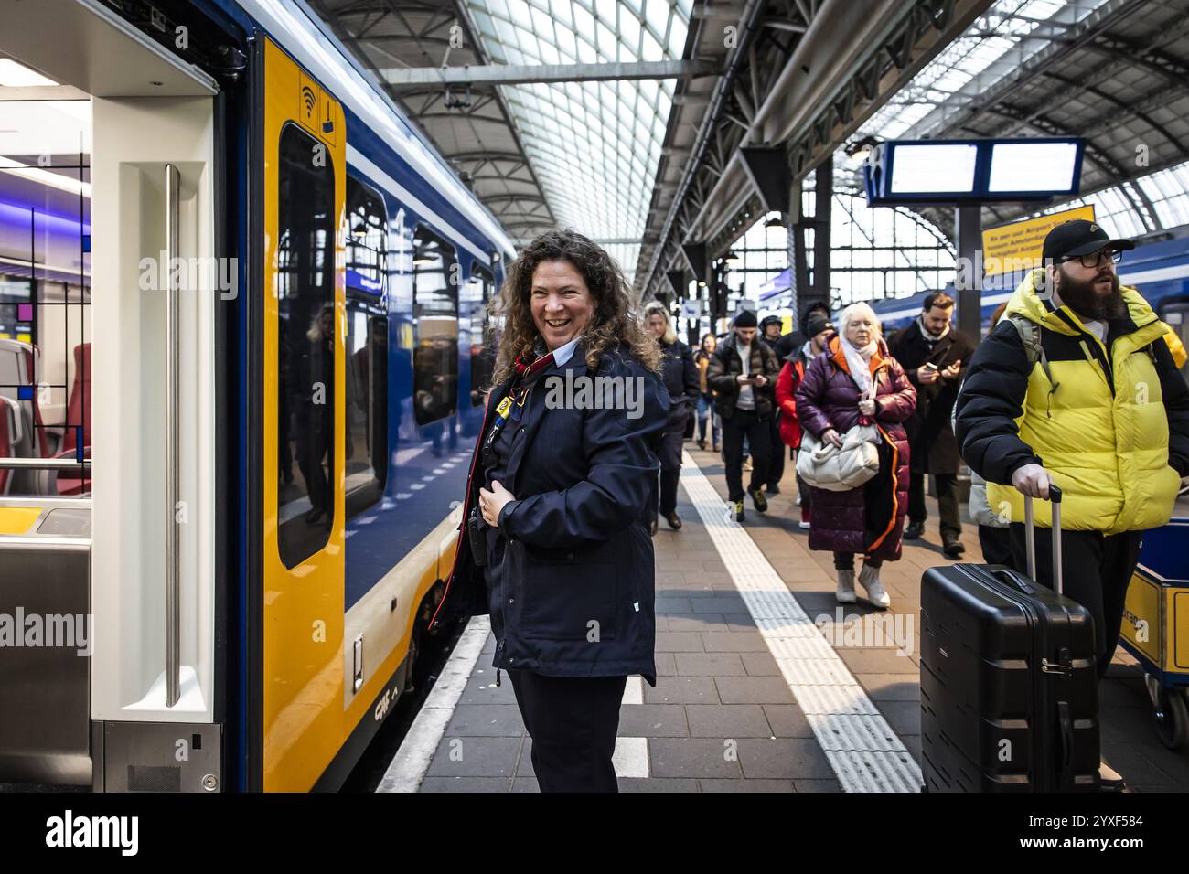 AMSTERDAM - NS's new Airport Sprinter. This new timetable intensifies ...
