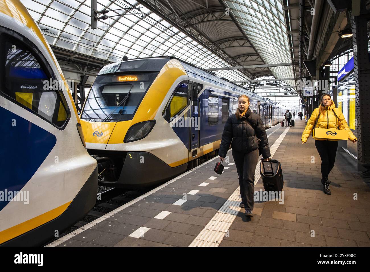 AMSTERDAM - NS's new Airport Sprinter. This new timetable intensifies ...