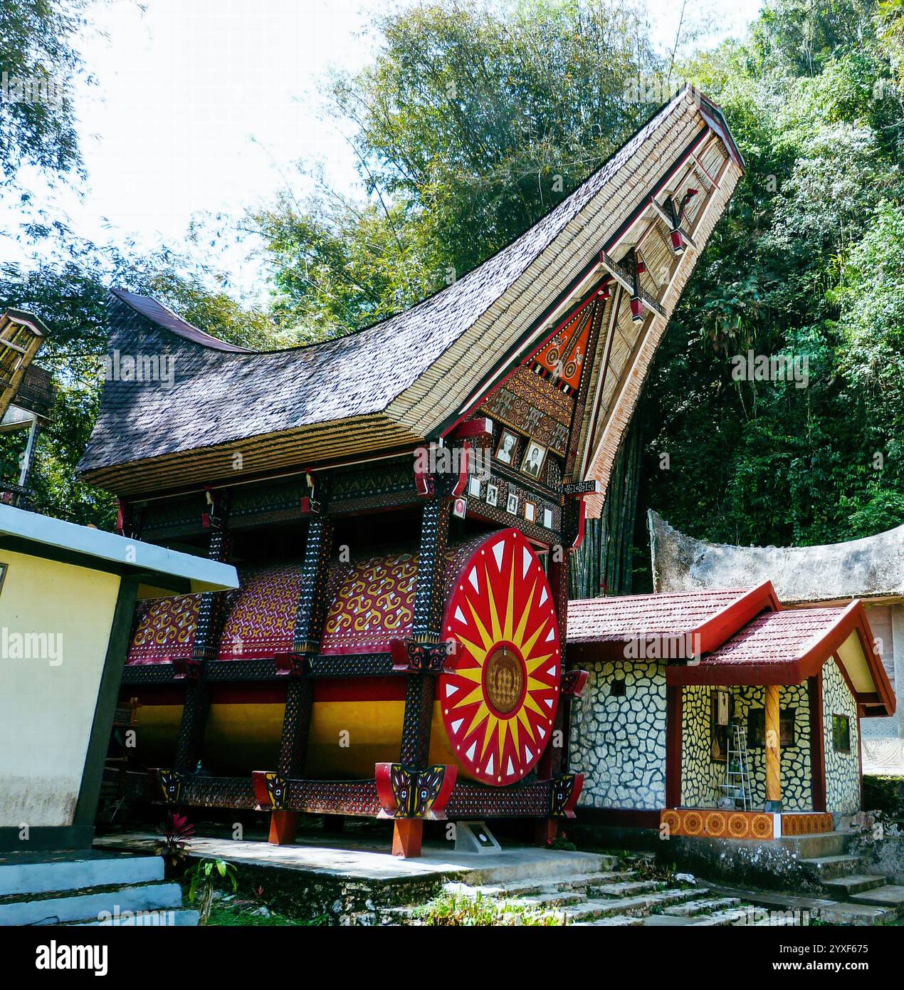 Traditional House Toraja Tongkonan, Tana Toraja, Indonesia. Wonderful ...