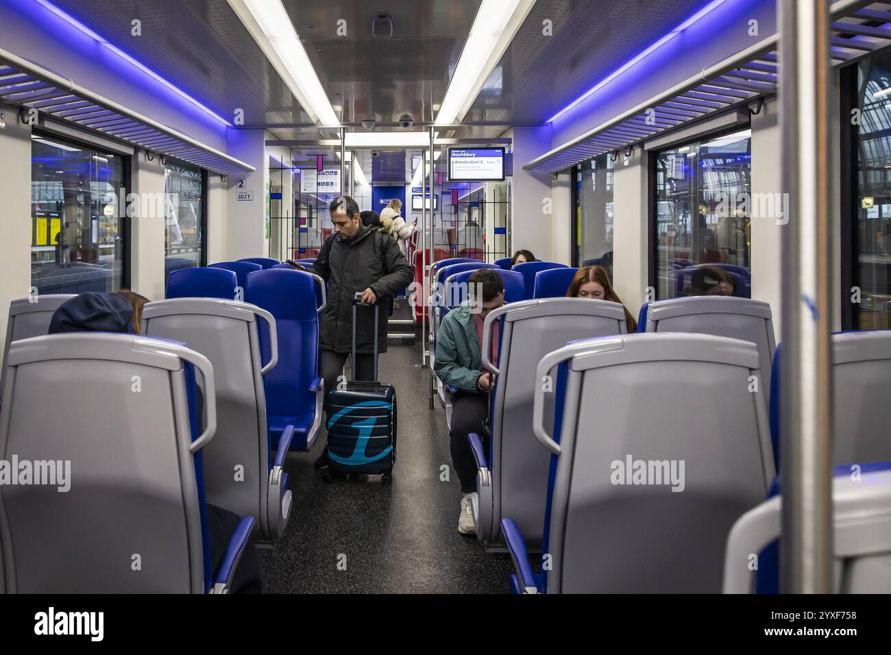 AMSTERDAM - NS's new Airport Sprinter. This new timetable intensifies ...