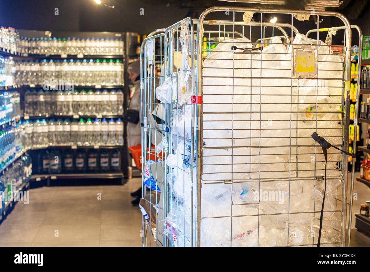 container with food in the supermarket in the drinks section Stock ...