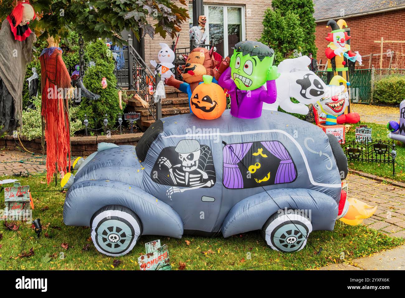 Halloween Displays - 2023 Stock Photo - Alamy