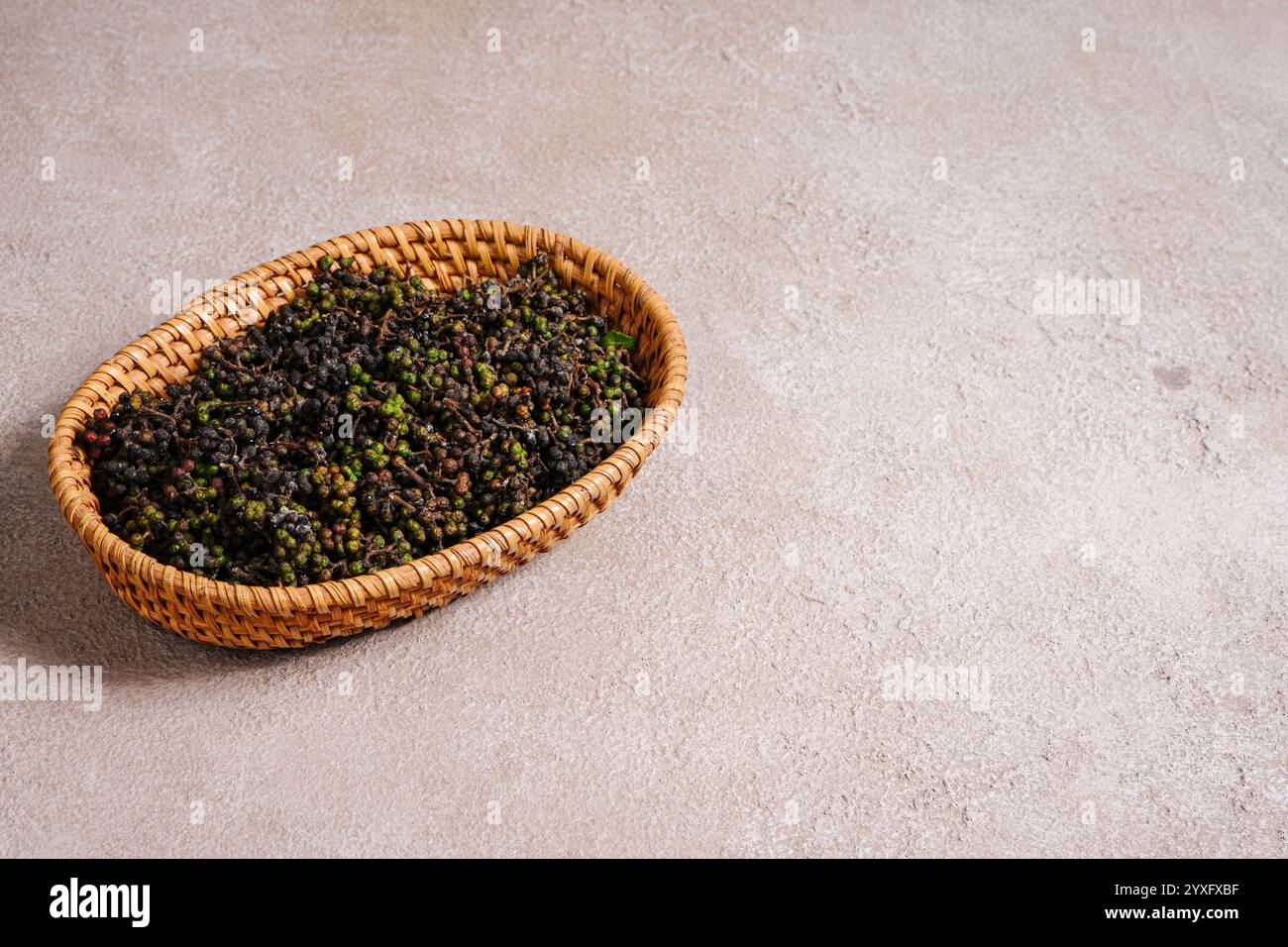 Andaliman, tuba or itir-itir, this spice in Indonesia is only known for ...