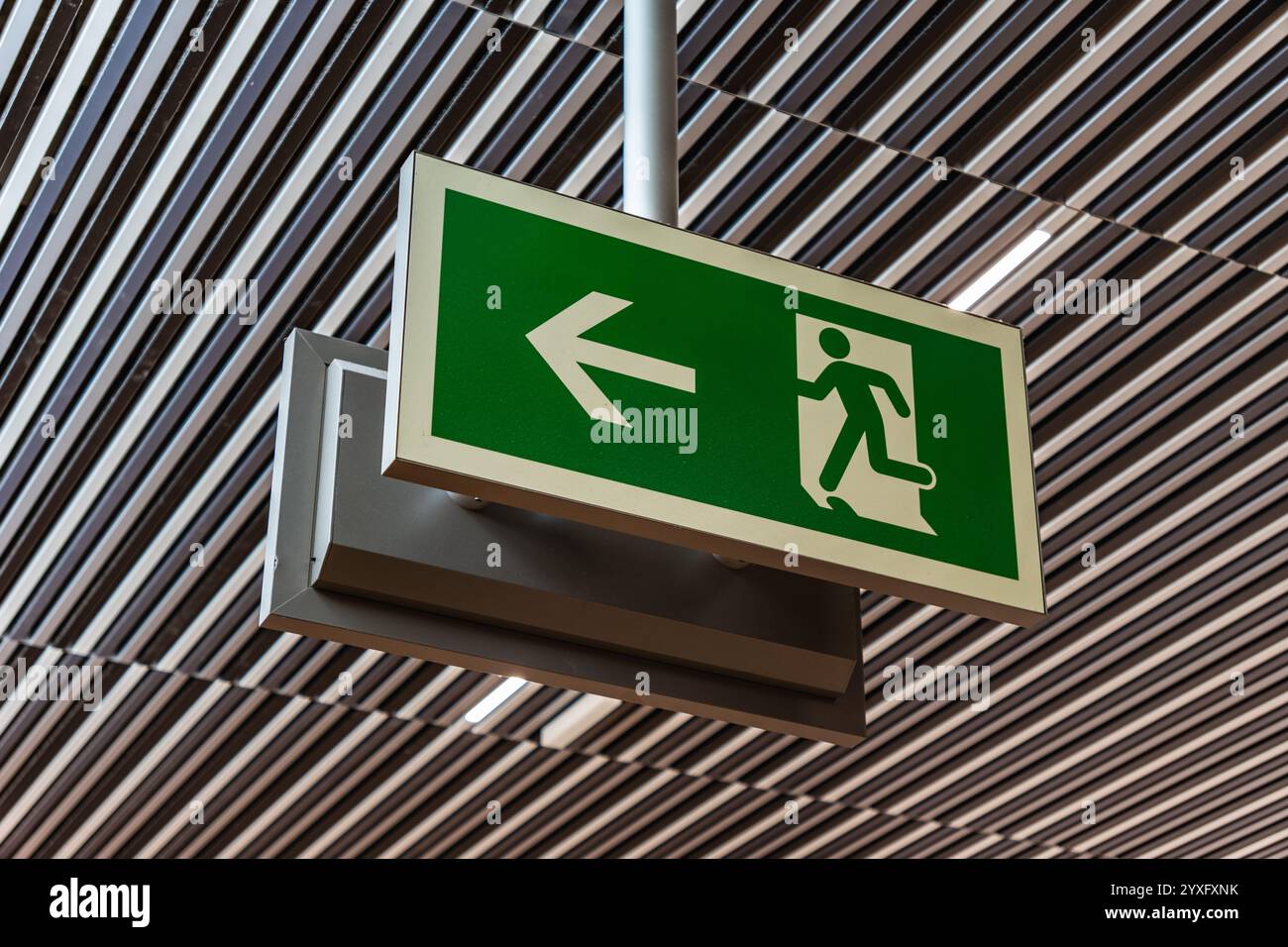 Exterior emergency exit sign hi-res stock photography and images - Alamy
