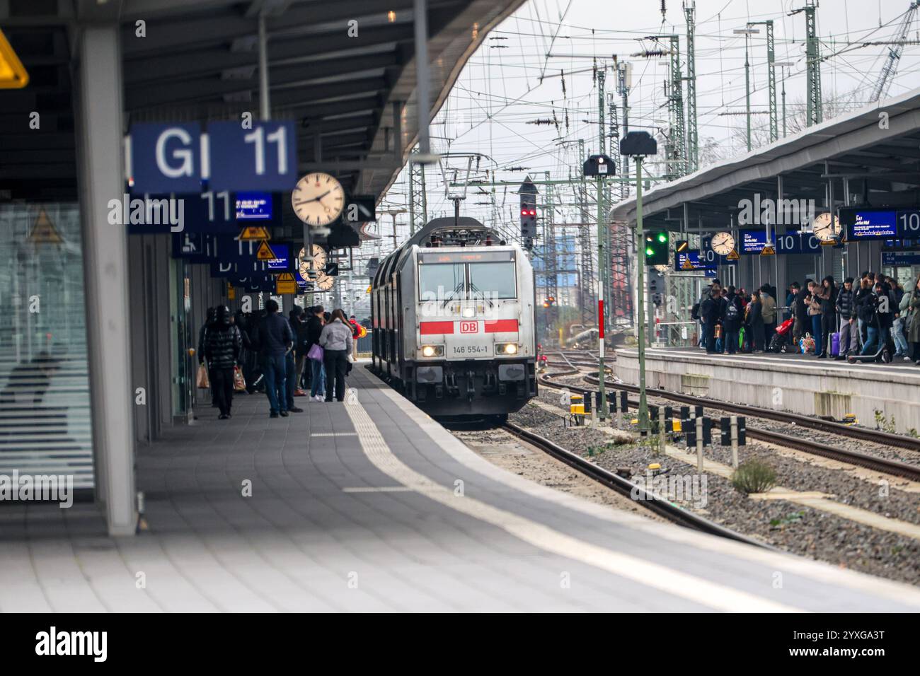 Fahrplanwechsel bei der Bahn: Mehr ICE, weniger Nahverkehr ...