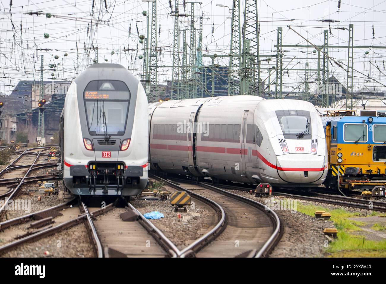 Fahrplanwechsel bei der Bahn: Mehr ICE, weniger Nahverkehr ...
