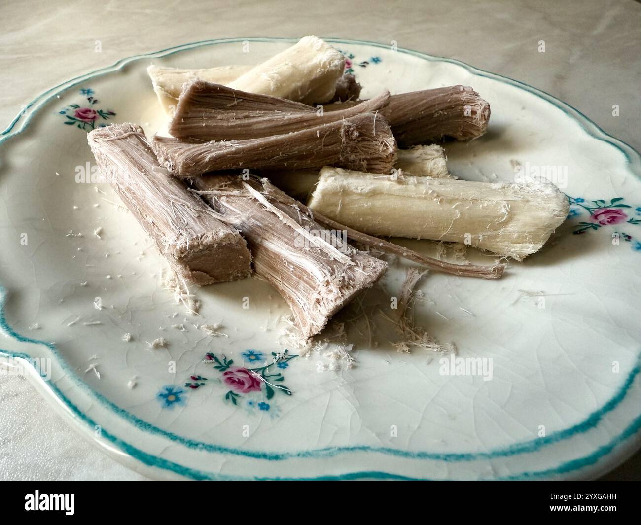 Turkish Met Helva or Halva from Eskisehir. Ready to eat Stock Photo - Alamy