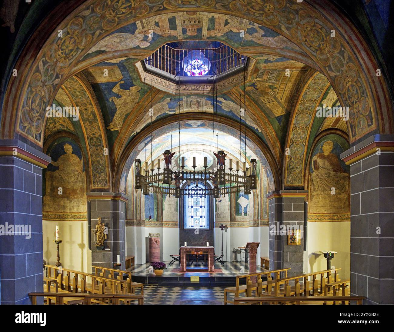 St. Maria and Clemens, Romanesque double church, lower church, view ...