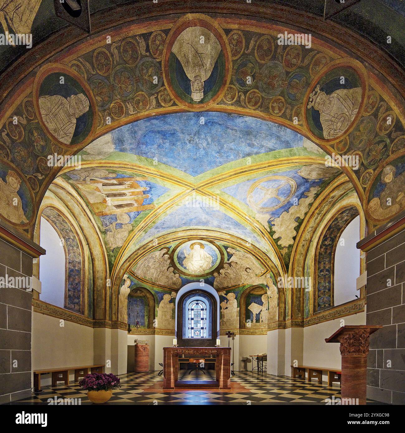 St. Maria and Clemens, Romanesque double church, lower church, view ...