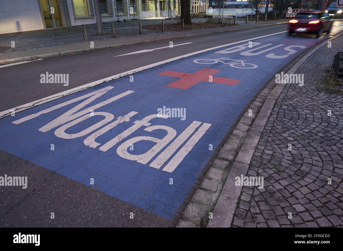 Emergency lane for ambulances, buses and taxis, Erlangen, Middle ...