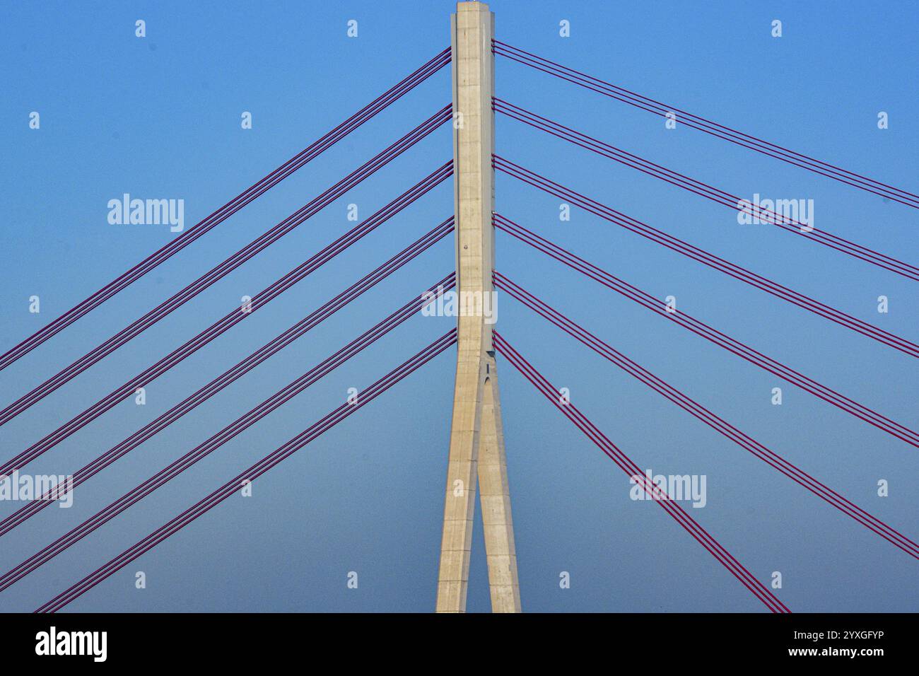Bridge cables close up hi-res stock photography and images - Alamy