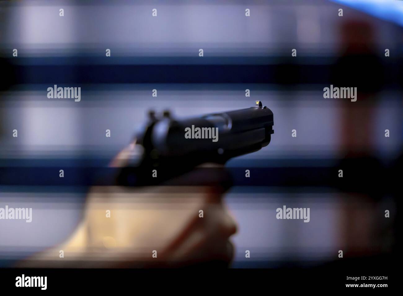 Man shooting classic elegant hi-res stock photography and images - Alamy