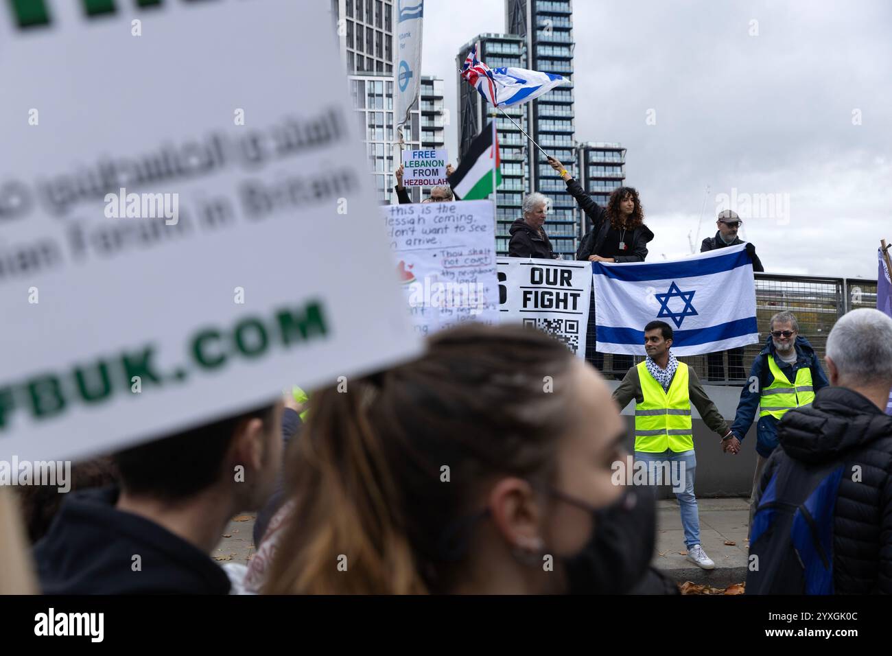 Pro-Palestinian protesters march in solidarity with Palestine in London ...