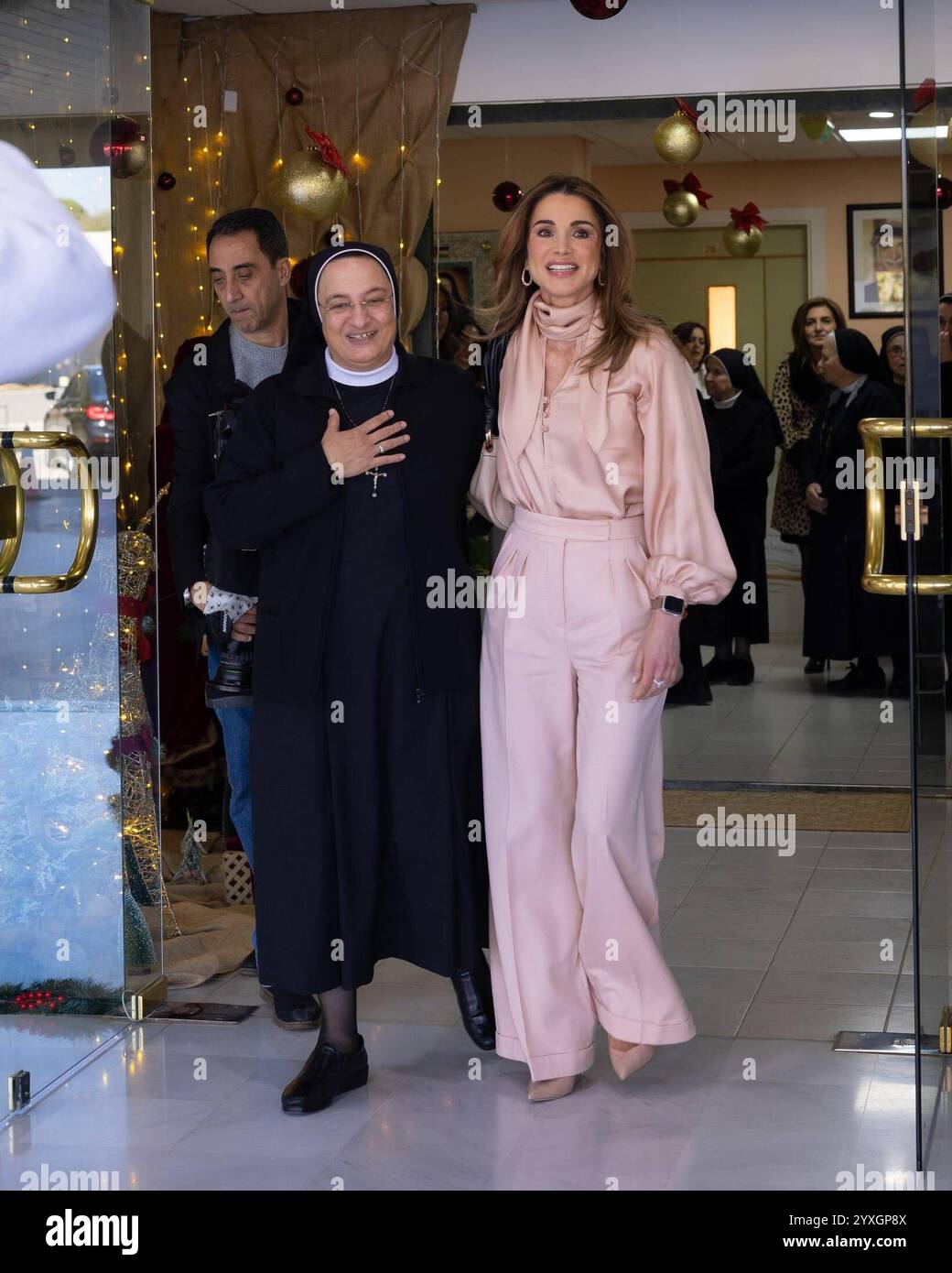Jordanian Queen Rania, meets with Sisters of the Rosary during her ...