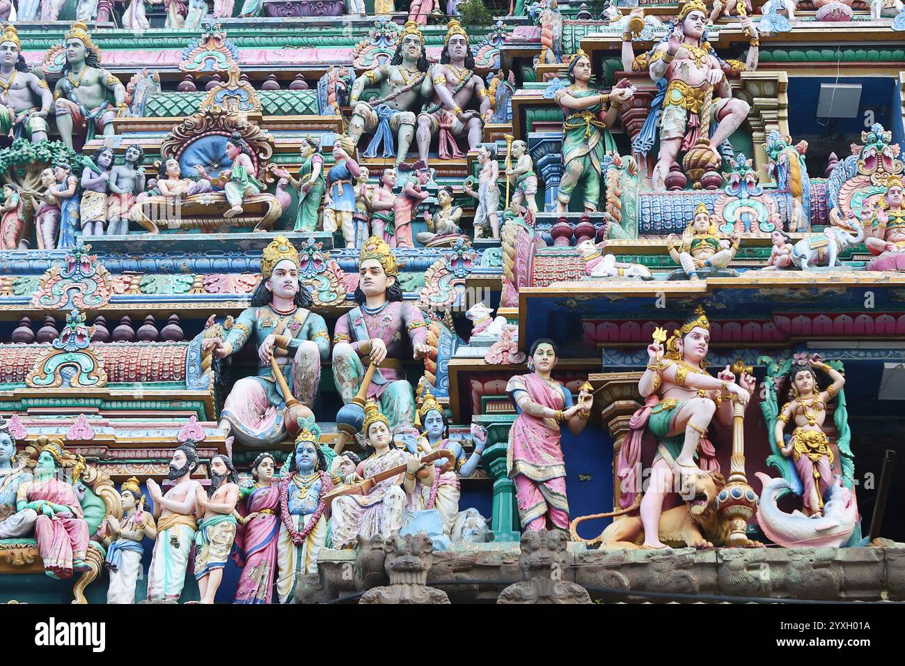 Detail of the gods and deities on the gopuram at the Kapaleeshwarar ...