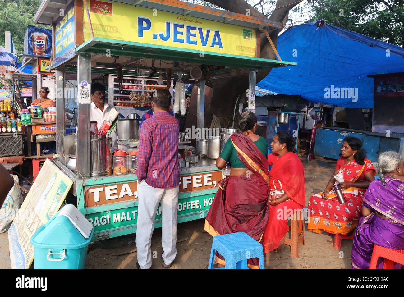 Tea and coffee stall on Marina Beach in Chennai, Tamil Nadu, India ...