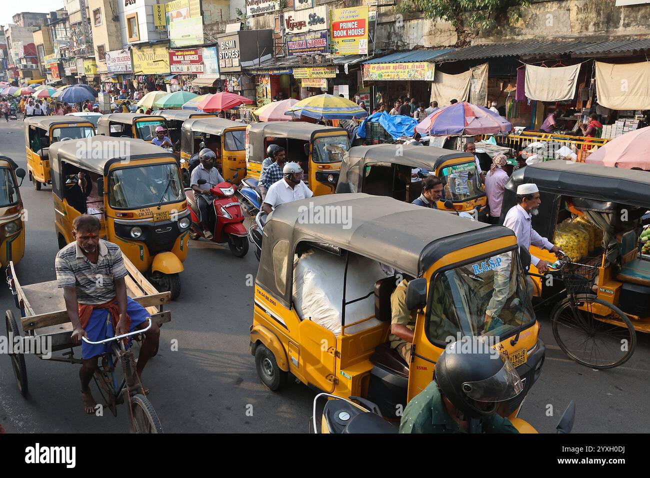 Auto rickshaws on NSC Bose Road in the George Town district of Chennai ...