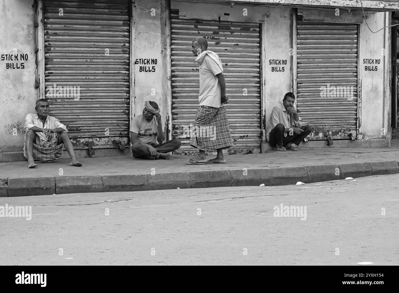 Holiday shopping market Black and White Stock Photos & Images - Alamy