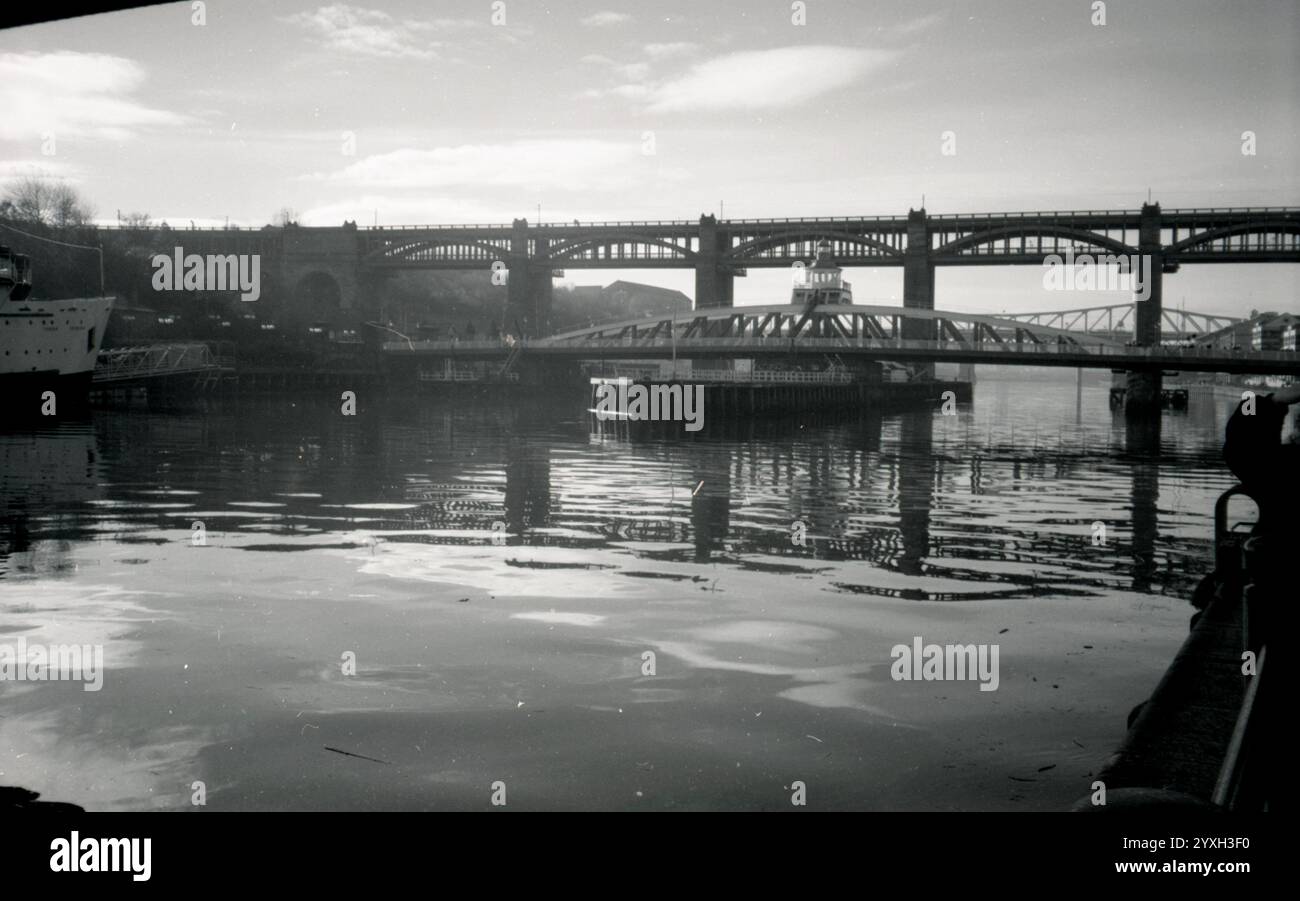 Newcastle Millenium Bridge Installation November 20th 2000 Stock Photo ...