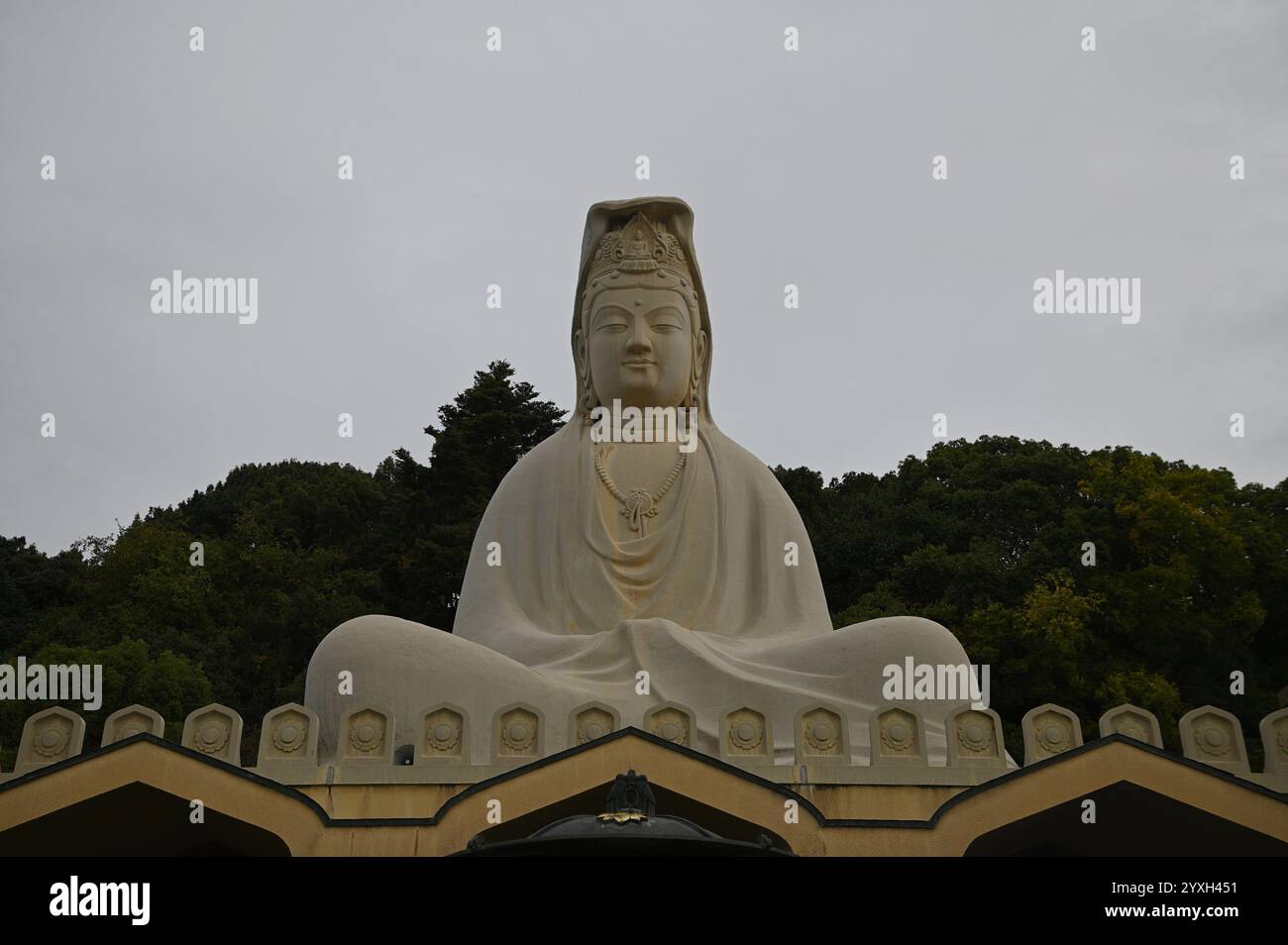 Concrete statue of Bodhisattva Avalokiteśvara at the Ryōzen Kannon ...