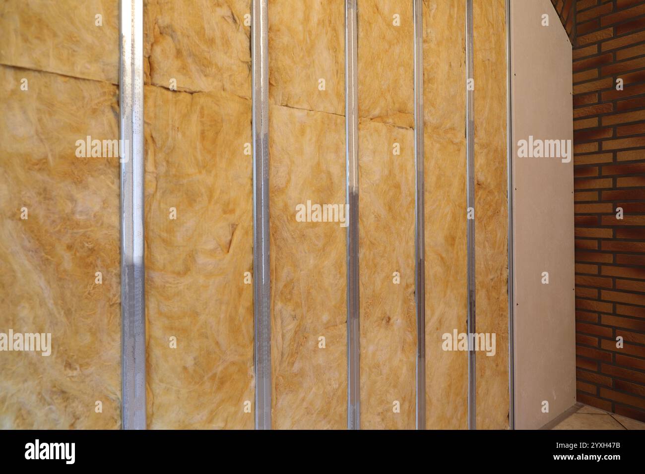 a new drywall with insulation and metal studs Stock Photo - Alamy