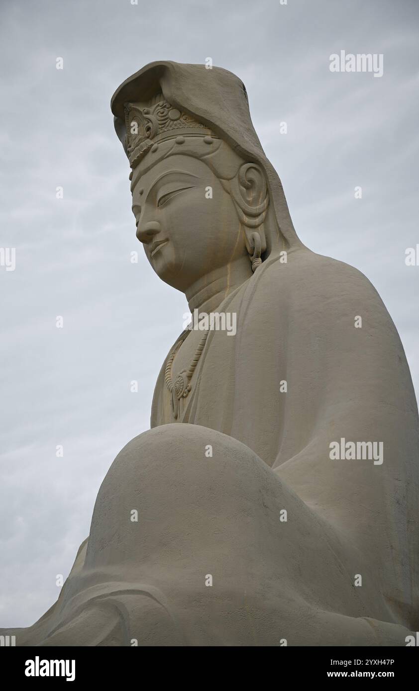 Concrete statue of Bodhisattva Avalokiteśvara at the Ryōzen Kannon ...