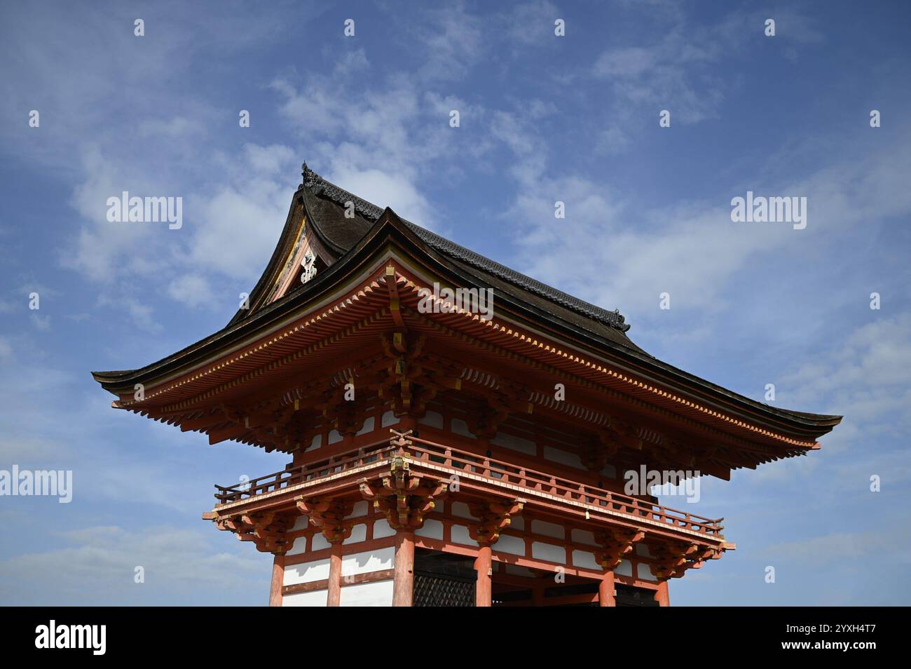 Scenic view of the Niōmon Gate of the Deva Kings and main entrance at ...