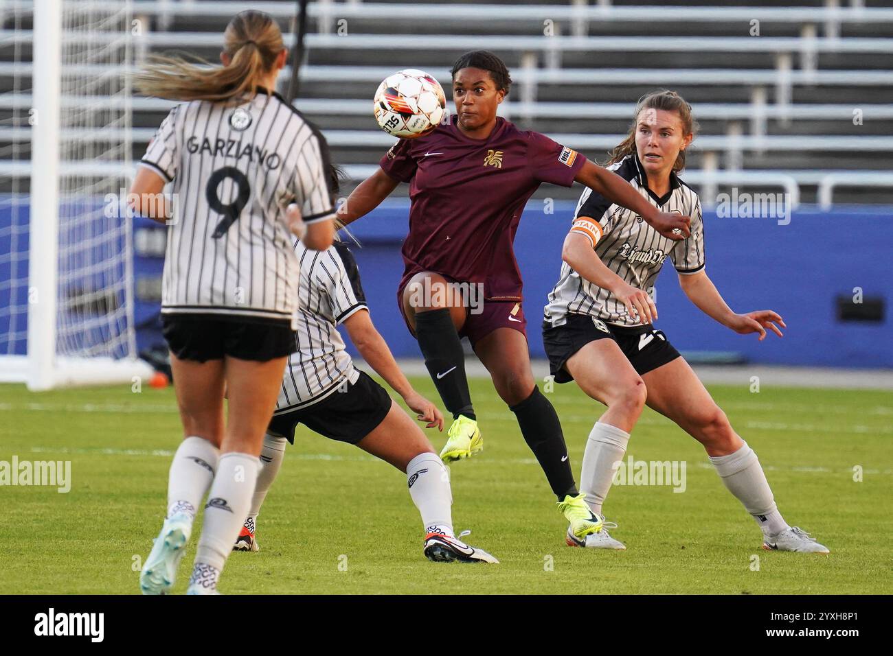 Brooklyn fc women soccer team hi-res stock photography and images - Alamy