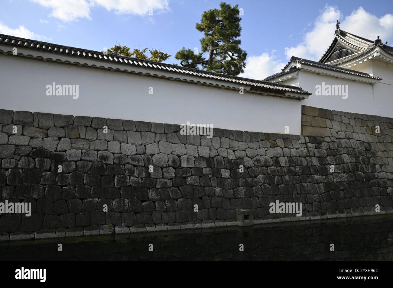 Scenic outer wall and moat of Tonan Sumi-yagura the Southeast ...