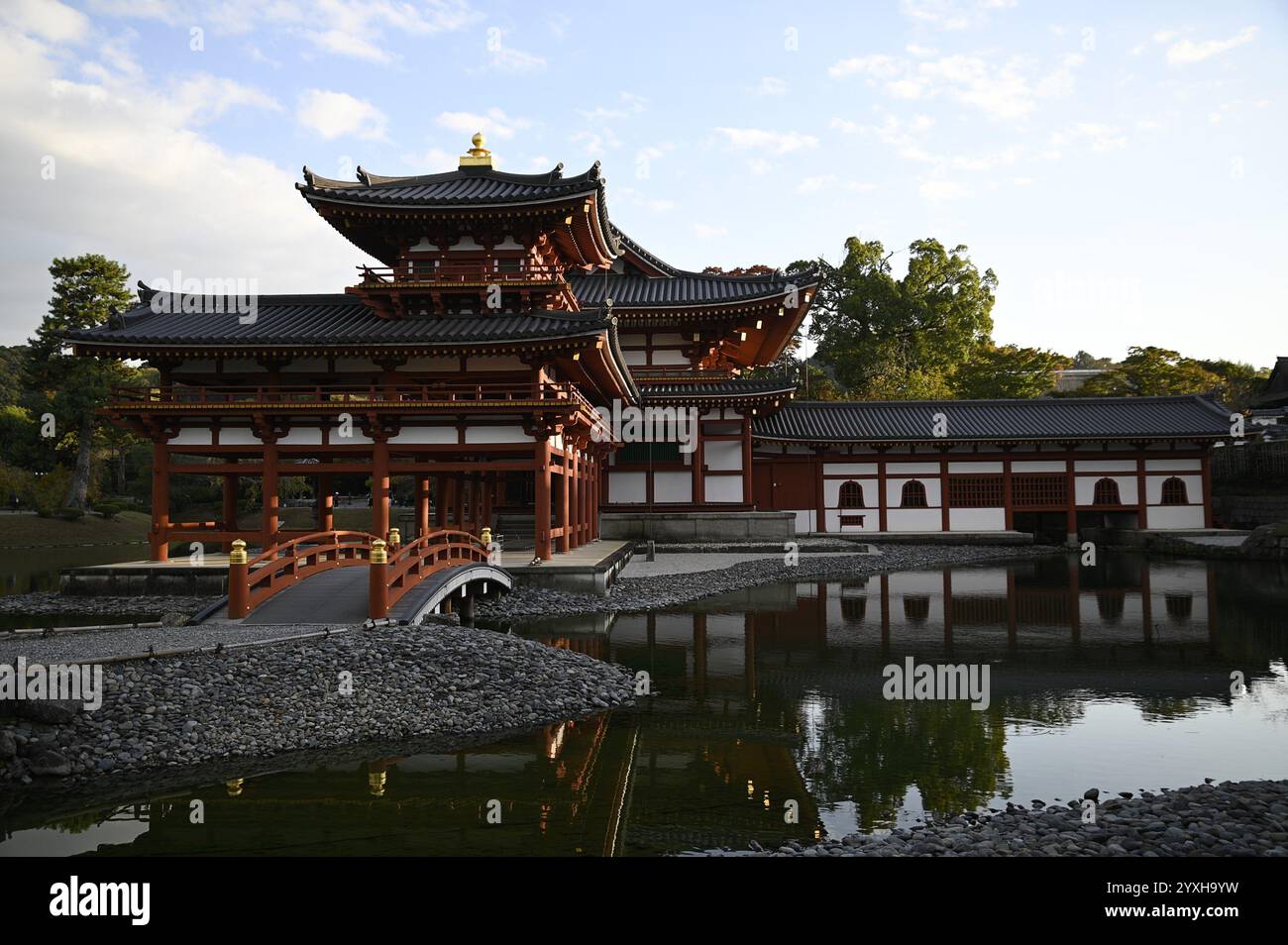 Kyoto national museum buddha hi-res stock photography and images - Alamy