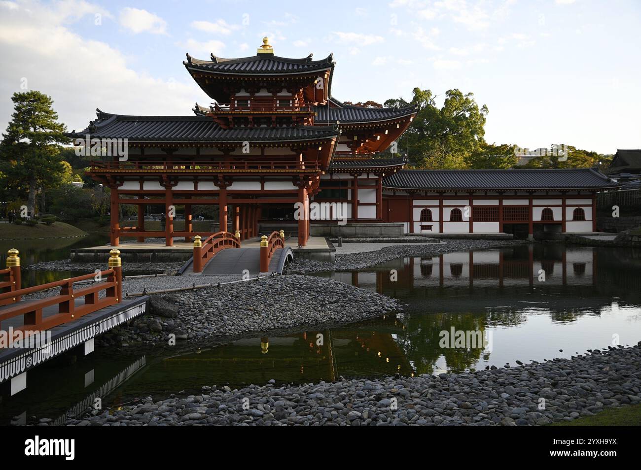 Kyoto national museum buddha hi-res stock photography and images - Alamy
